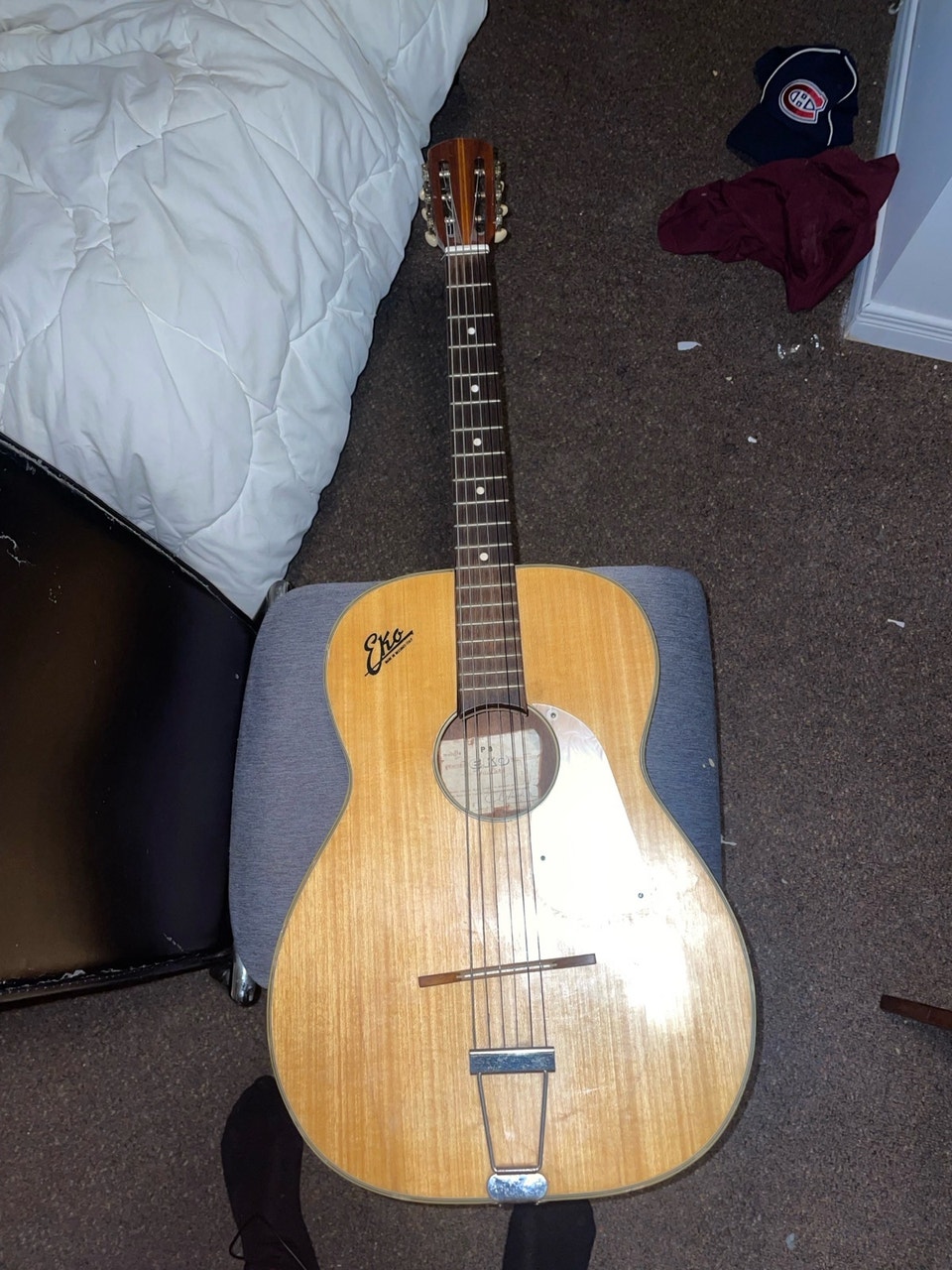 Eko P‑8 Amber Burst c. 1969 | Guitars | Trois-Rivières | Free local ...