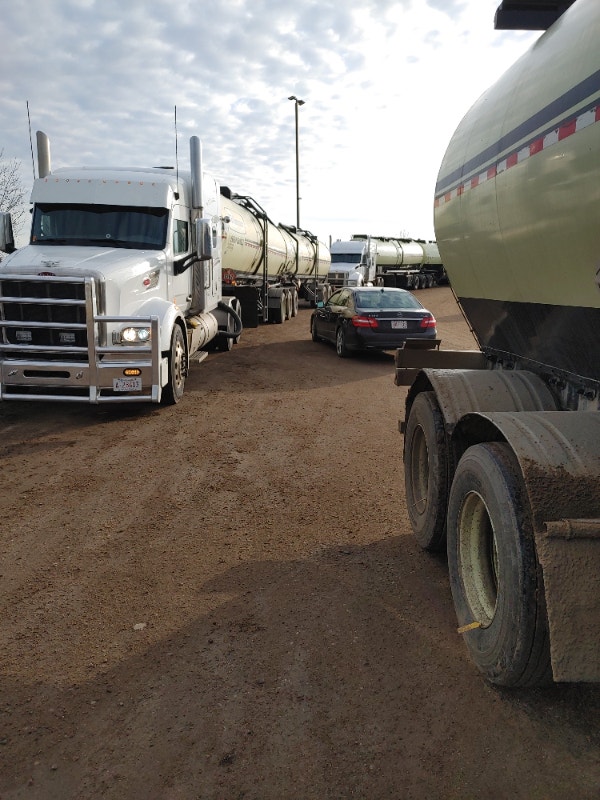 Looking for a class 1 driver to haul crude or sulfur | Drivers ...