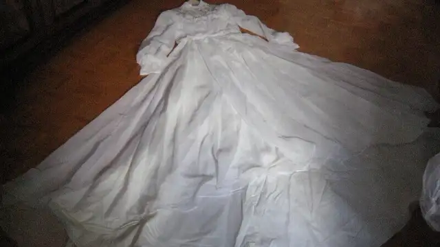 VINTAGE CAMEO WEDDING DRESS/CHANTILLY LACE AND CHIFFON/+TRAIN | Other ...