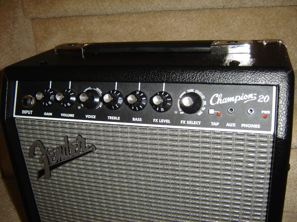 Fender Champion 20 20-Watt 1x8" Guitar Practice Amp | Amps & Pedals ...