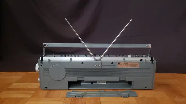 TOSHIBA RT-S651 STEREO RADIO CASSETTE RECORFER BOOMBOX | Stereo Systems ...