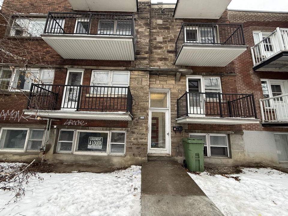 Big 4 and half for rent in Montréal | Long Term Rentals | City of ...