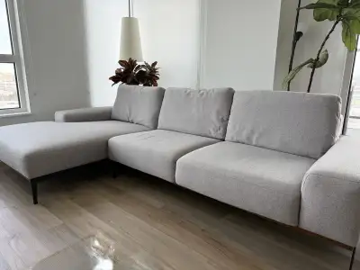 237 ads for structube sofa in Furniture in Canada | Kijiji Marketplaces