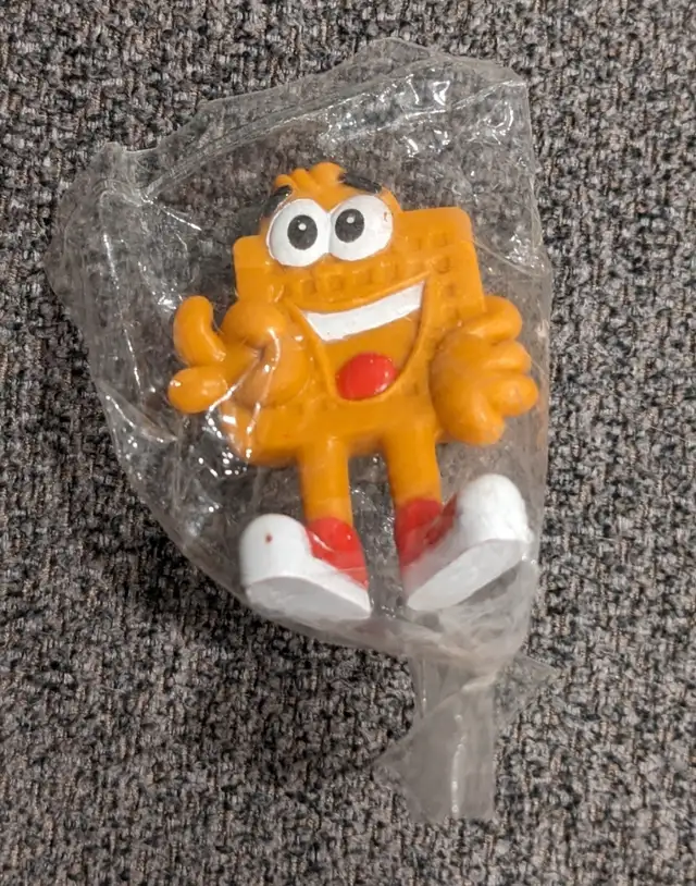 Vintage Shreddies Cereal Toys - Freddie and Eddie - b | Arts ...