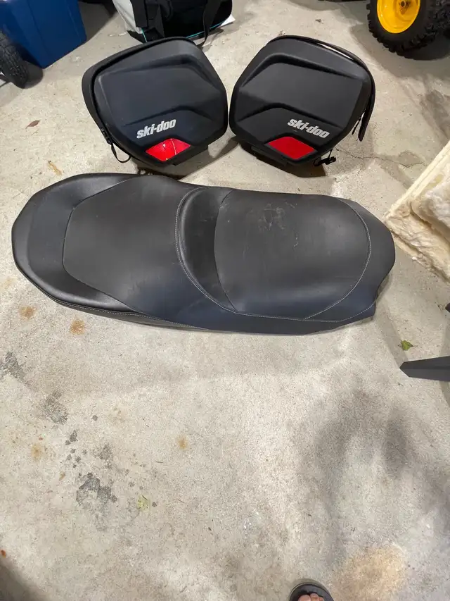 Motoneige MXZ X-RS 800R E-TEC | Snowmobiles | Saguenay | Free local ...