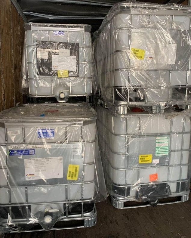 1000L 275G Ibc totes many types waste garden and drinking safe | Other ...