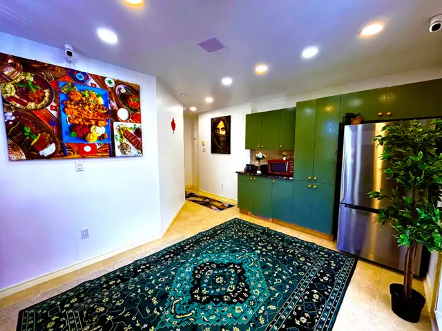 Chambre tout confort, 5 min métro, Internet compris | Long Term Rentals ...