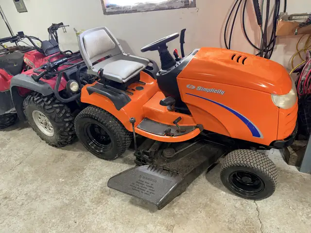 heavy duty lawn tractor | Lawnmowers & Leaf Blowers | Edmonton | Free ...