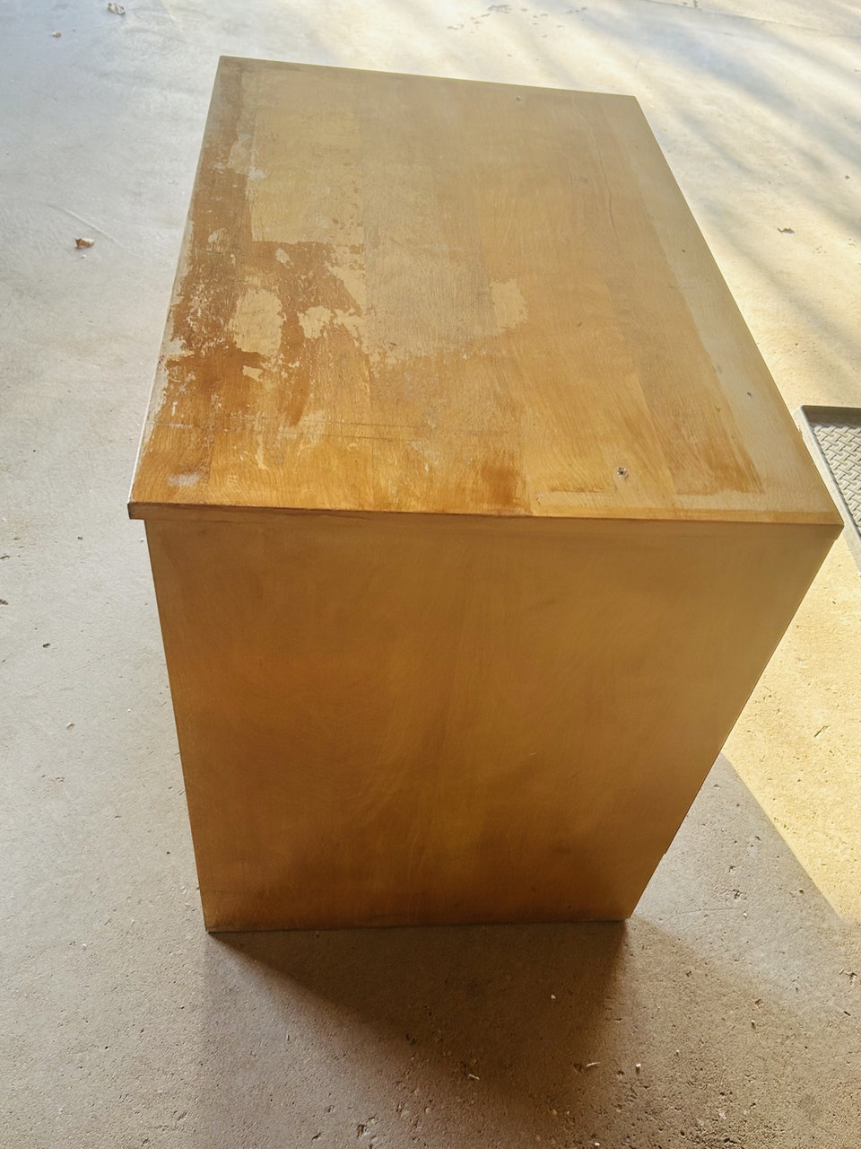 Wooden Table | Desks | Winnipeg | Free local classifieds - Kijiji