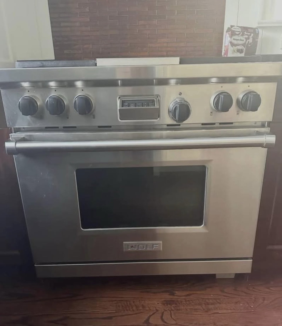 Wolf Dual Fuel Range | Stoves, Ovens & Ranges | City of Toronto | Free ...