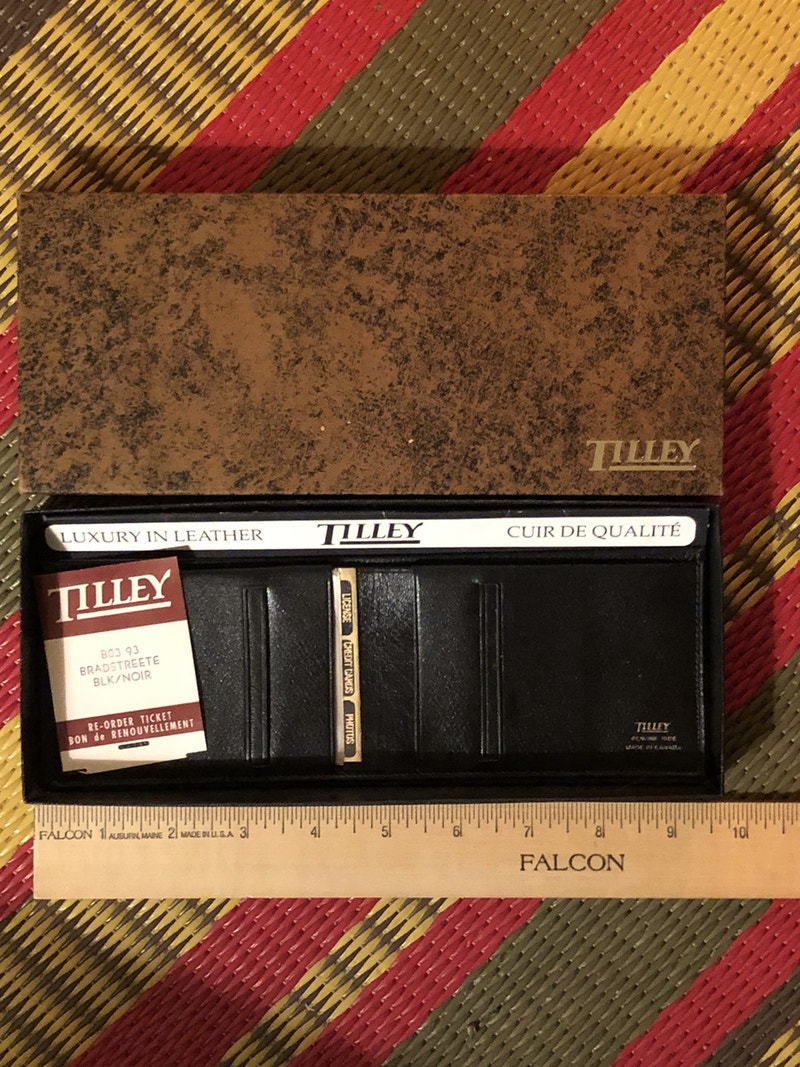 Brand new vintage Tilley leather billfold wallet made in Canada | Arts ...