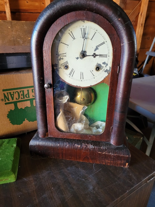 WM. L. Gilbert Clock Co. Antique Mantel Clock From mid 1800's | Arts ...
