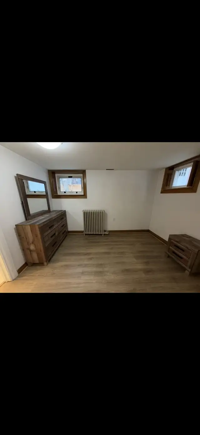 High Park Blvd-Roncesvalles Beautiful Bright Spacious 1Bdrm | Long Term ...