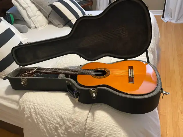 Beautiful Suzuki No. 34 Classical Guitar – Made in Japan (1970s) | Guitars | Markham / York ...