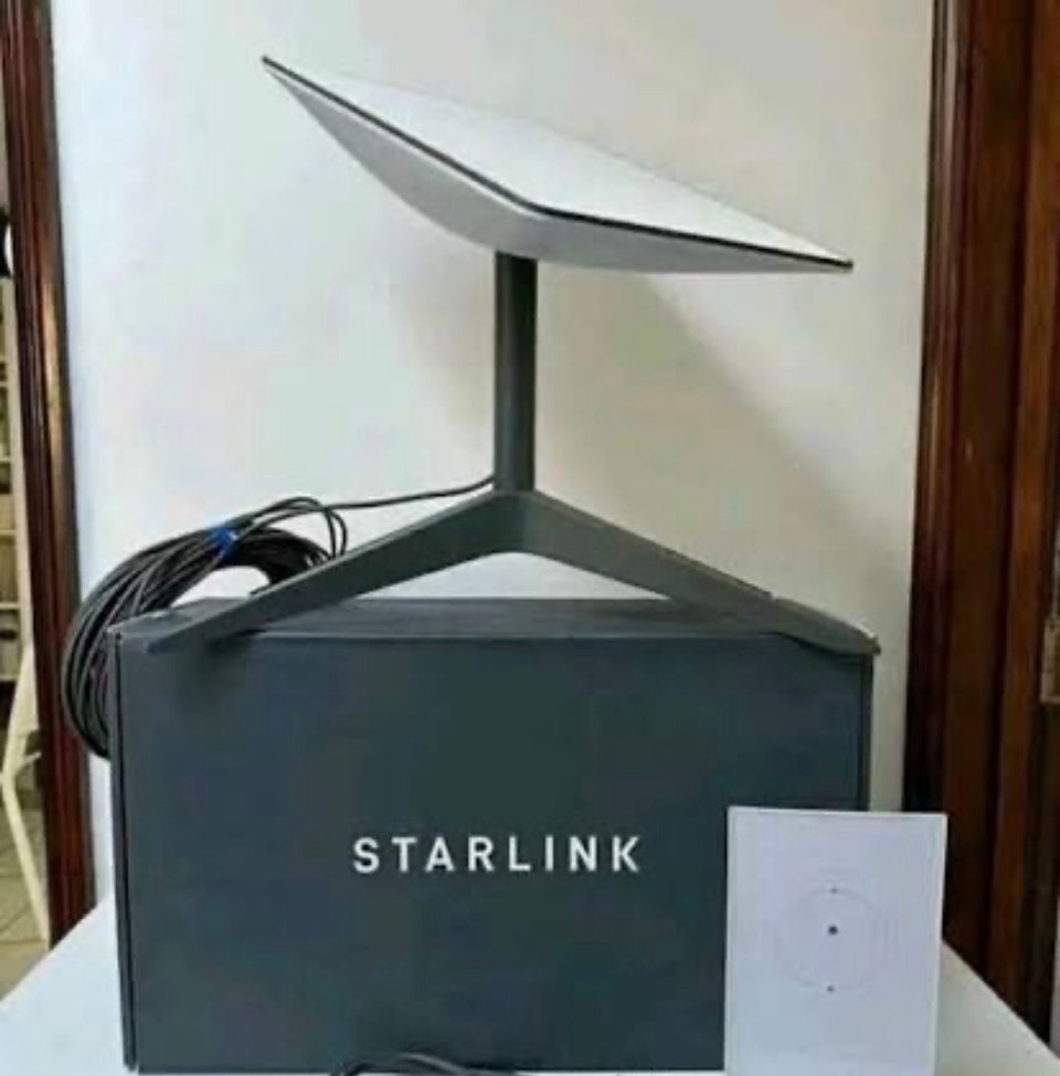Starlink Satellite Internet Kit Gen 2 + Router – Great Condition ...