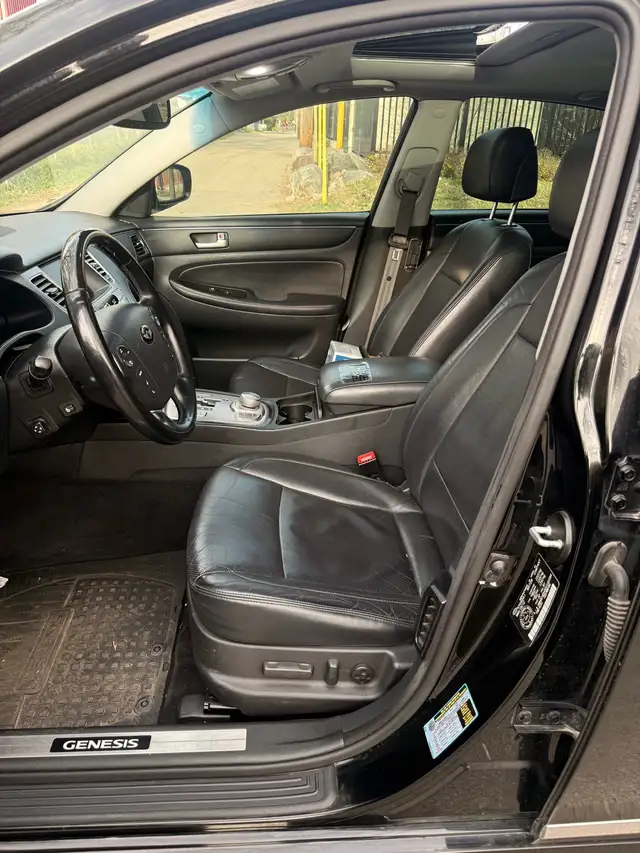 2012 Hyundai Genesis R-Spec V8 Mint | Cars & Trucks | Edmonton | Free ...