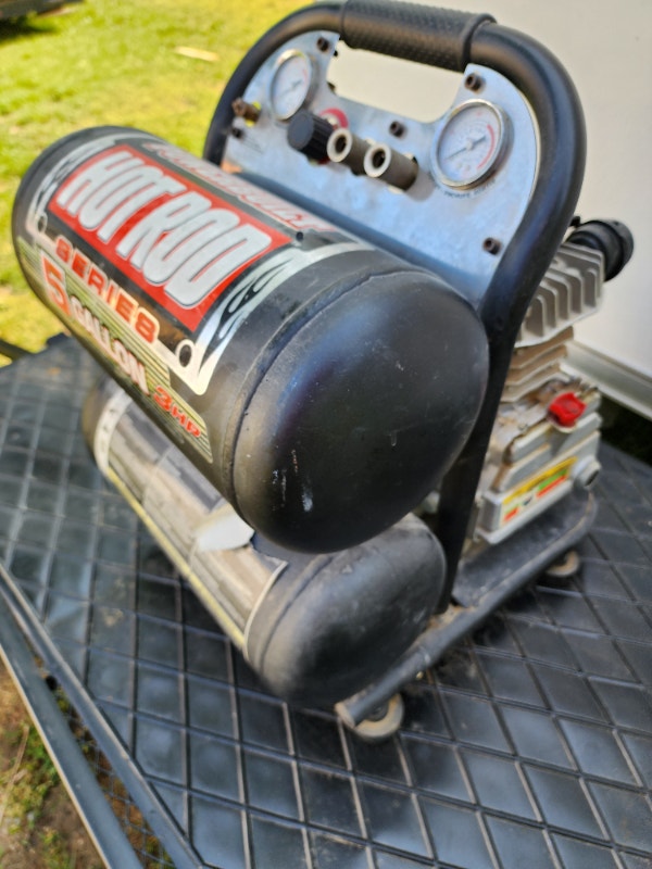 Powerbuilt Hot Rod Series 5 Gallon 3 HP Dual Tank Air Compressor ...