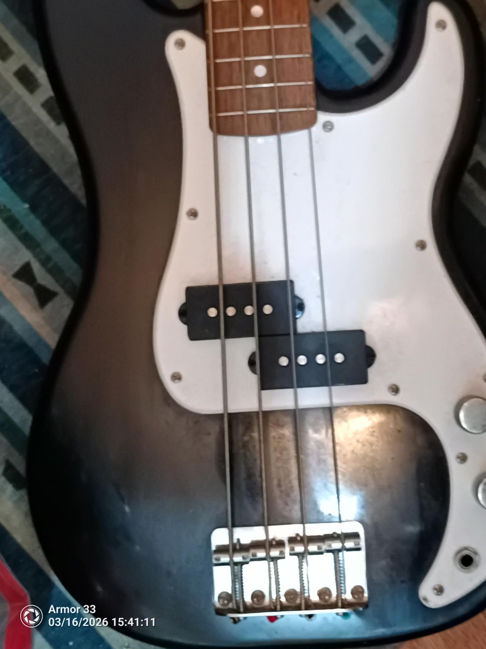 Squire Mini Bass | Guitars | Charlottetown | Free local classifieds ...