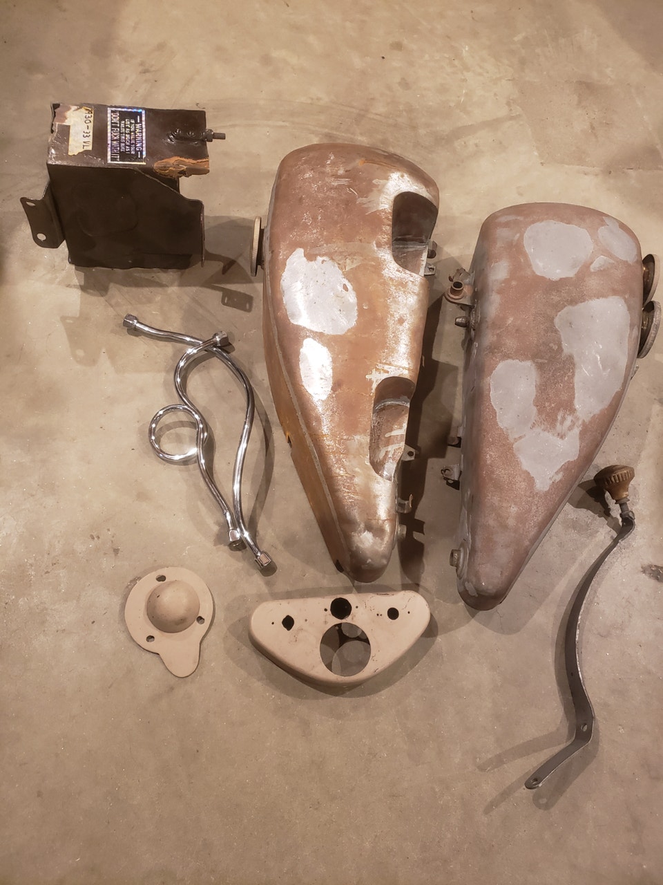 Harley-Davidson VL gas tanks and parts. | Motorcycle Parts ...
