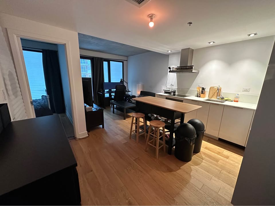 1 Bed 1 Bath Flat/Apartment (1st March short term or long term) | Long ...