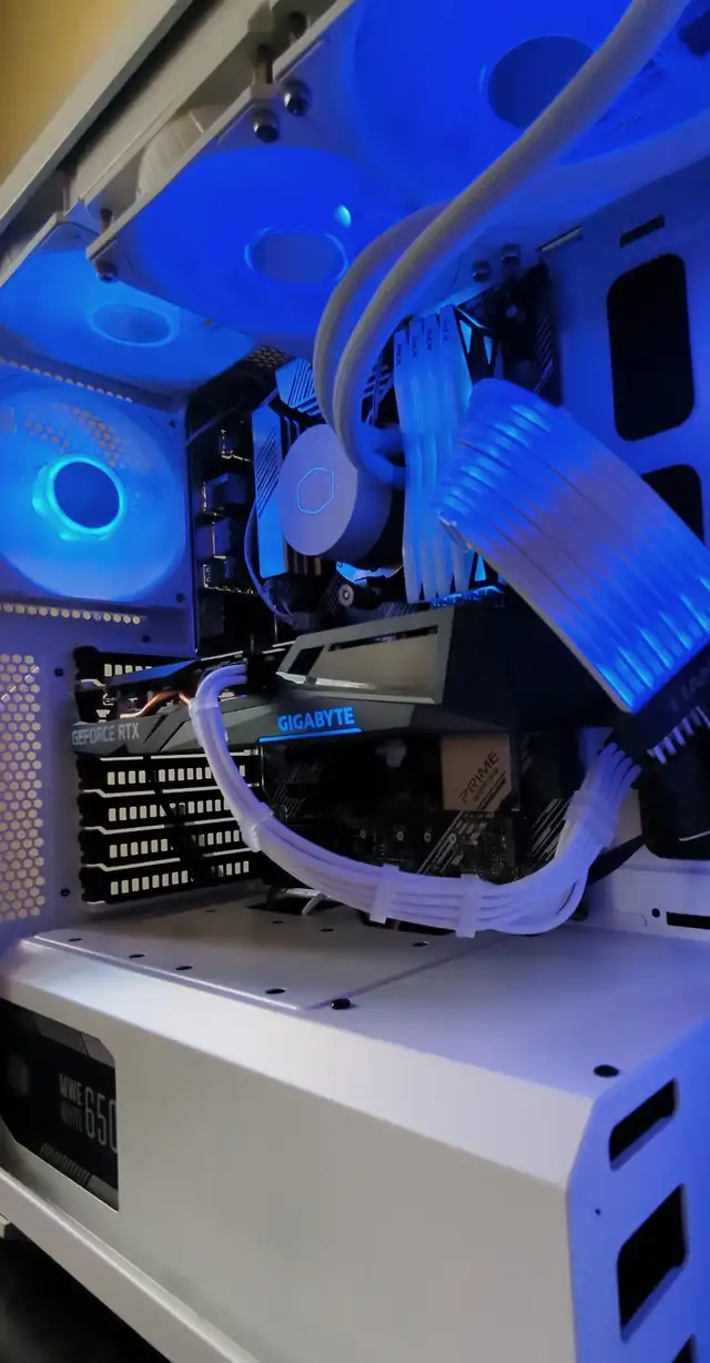 Custom Built Computers, Computer Repairs, Laptop Repairs | Desktop ...