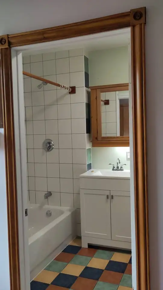 Apart Rénové Métro Crémazie | Long Term Rentals | City of Montréal ...