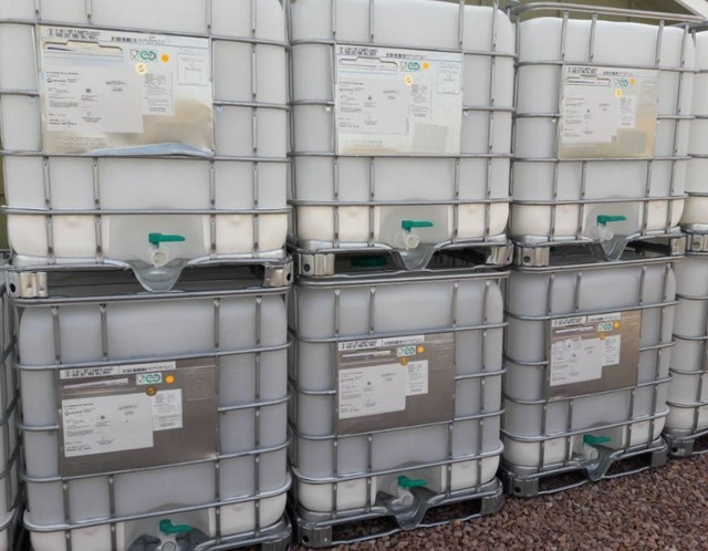 1000 LITRE 275 GALLON GARDEN SAFE & DRINKING SAFE IBC TOTES | Outdoor ...