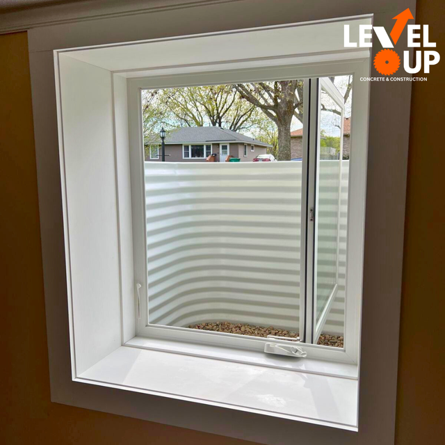 SIDE ENTRANCE DOOR-CUT-SUPPLY-EGRESS WINDOW 289.464.1073 | Windows ...