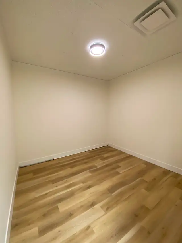Private Treatment Room for Rent in Wasaga Beach | Commercial & Office ...