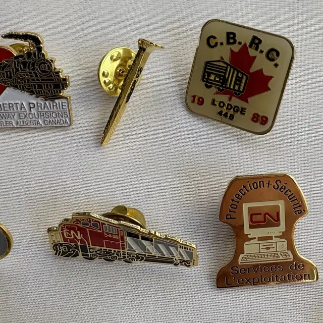 Vintage Canadian Railway Pin Lot CN Via Rail Railway Memorabilia | Arts ...