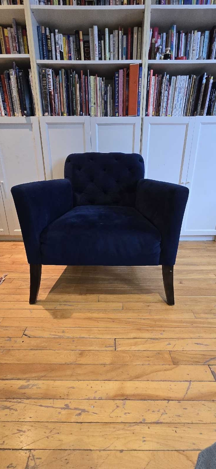 Beautiful blue velvet chair | Chairs & Recliners | City of Montréal ...