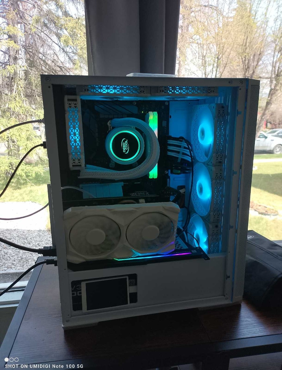 white gaming pc and monitor | Desktop Computers | Edmonton | Free local ...