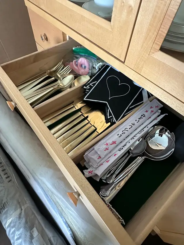 Birch Dining Room Hutch | Hutches & Display Cabinets | City of Halifax ...