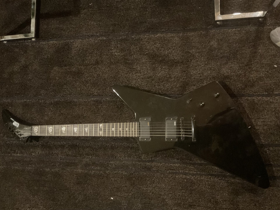 ESP Explorer | Guitars | Laval / North Shore | Free local classifieds ...