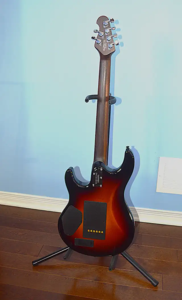 Ernie Ball Music Man Luke 2 Solid Rosewood Neck-Vintage Sunburst ...