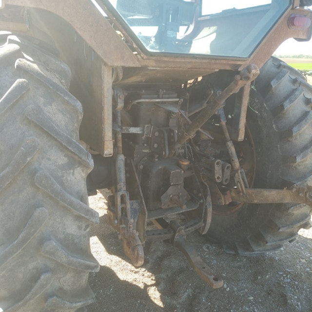 1975 White 2-105 Field Boss Tractor | Farming Equipment | Stratford ...