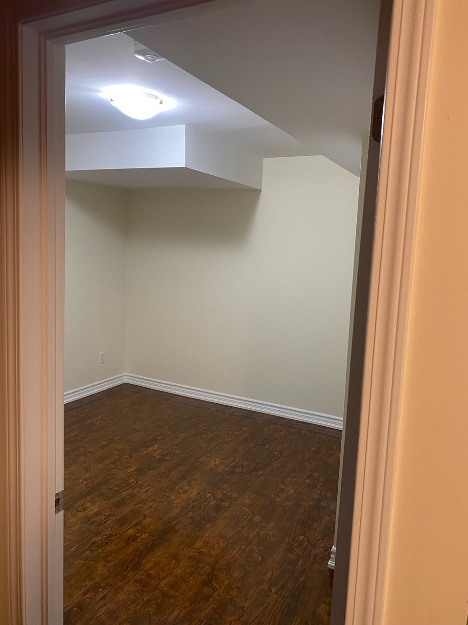 Single and Sharing Room for Rent in Brampton | Room Rentals & Roommates ...