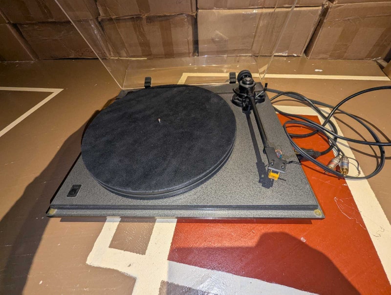 Revolver Rebel Belt Drive Turntable | Stereo Systems & Home Theatre ...