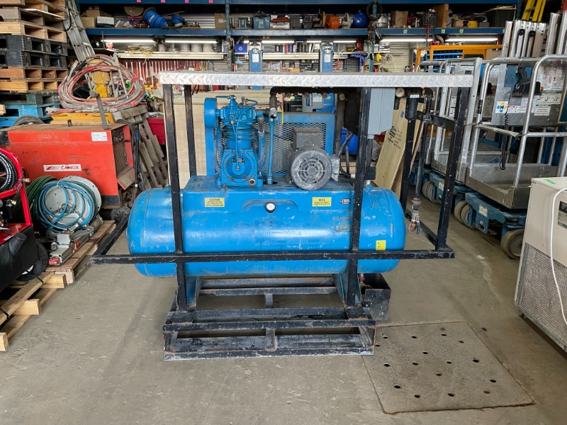 AUBAINE! Compresseur Kellogg 335 Air Compressor 5HP 230V 1Ph | Outils ...