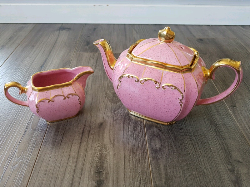 Sadler 1922 cube pink and gold rare speckled teapot and creamer | Arts ...