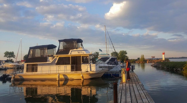 Beautiful 37 foot Gibson Houseboat! Boat hull, liveaboard! | Powerboats ...