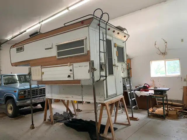 camper for 8 foot box | Travel Trailers & Campers | Lethbridge | Free ...