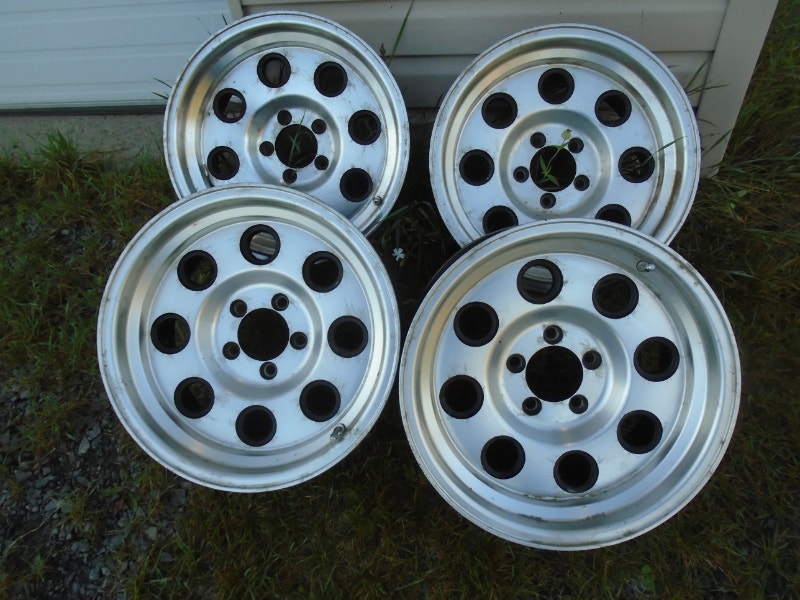 16" aftermarket aluminum rims w/ 5x4.5 / 5x115 / 5x114.3 pattern ...