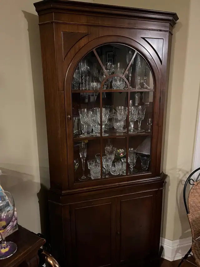 Beautiful Mahogany china cabinet. Vintage. | Hutches & Display Cabinets ...