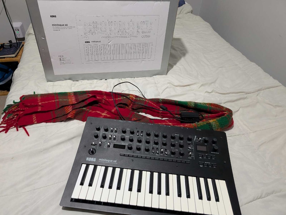 Minilogue XD + $70 value of Extra Presets & Custom Oscillators | Pianos ...