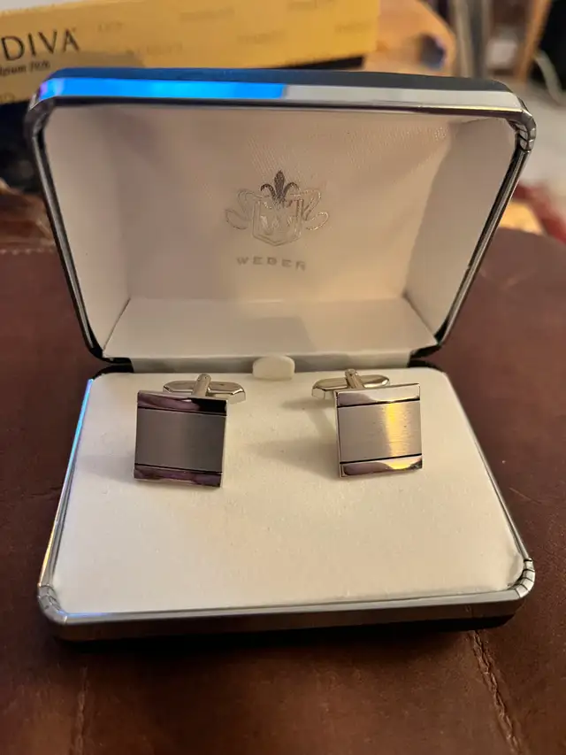Weber Mens Square Cufflinks | Men's | Markham / York Region | Free ...