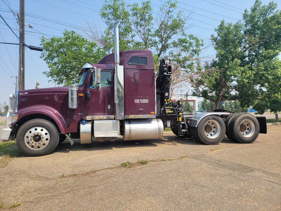 International Eagle 9900i w/2021 HIAB Crane | Heavy Trucks | Edmonton ...