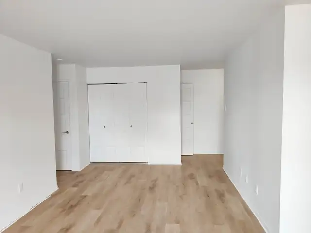 Joli grand appartement 5 et demi à Brossard, boul. Milan | Long Term ...