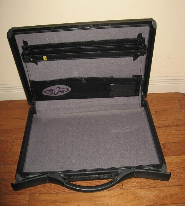 Samsonite Plastic Briefcase / Laptop / Notebook Bags | Other | City of ...