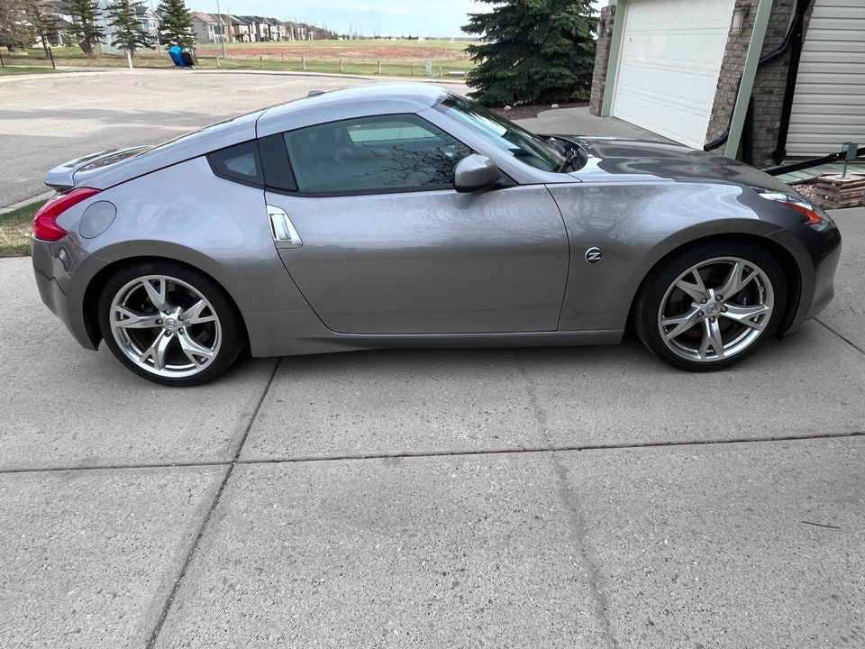 2010 Nissan 370Z Touring for Sale | Cars & Trucks | Calgary | Free ...